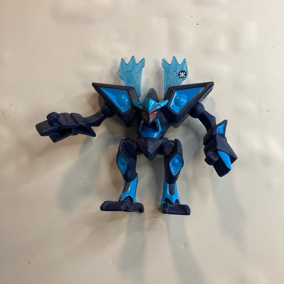 McDonald's | Toys | Bakugan Mechtanium Surge Blue Dreadeon Aquos 27g ...